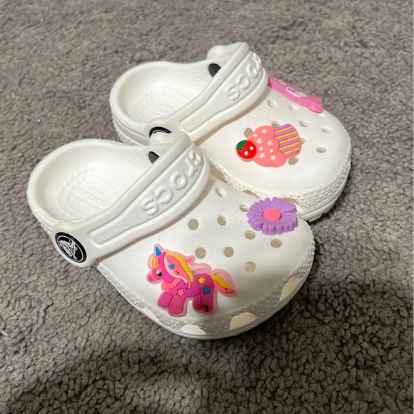 CROCS | Shoes | Girl Crocs | Poshmark